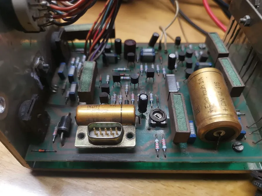 Axial Capacitors: A Comprehensive Guide to Types, Applications, and ...